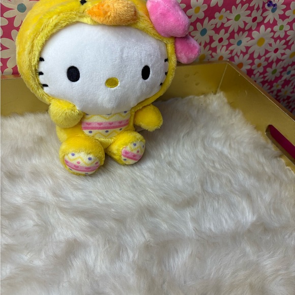 Hello Kitty | Other | Adorable Chick Hello Kitty Easter Plush 225 ...